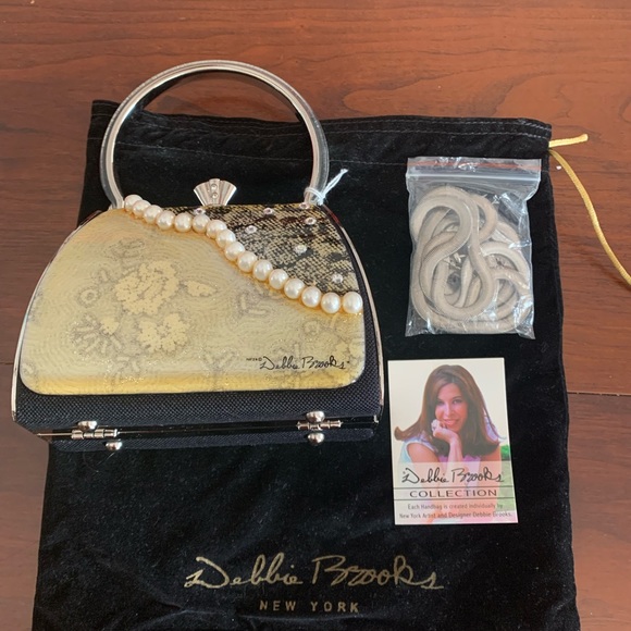 Debbie Brooks | Bags | Debbie Brooks Purse With Swarovski Crystals | Poshmark